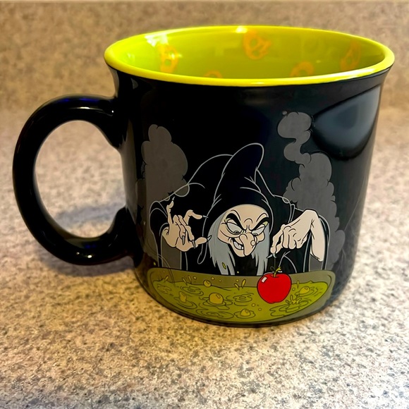 Disney | Kitchen | Disneys Snow White The 7 Dwarfs Evil Queen Mug ...